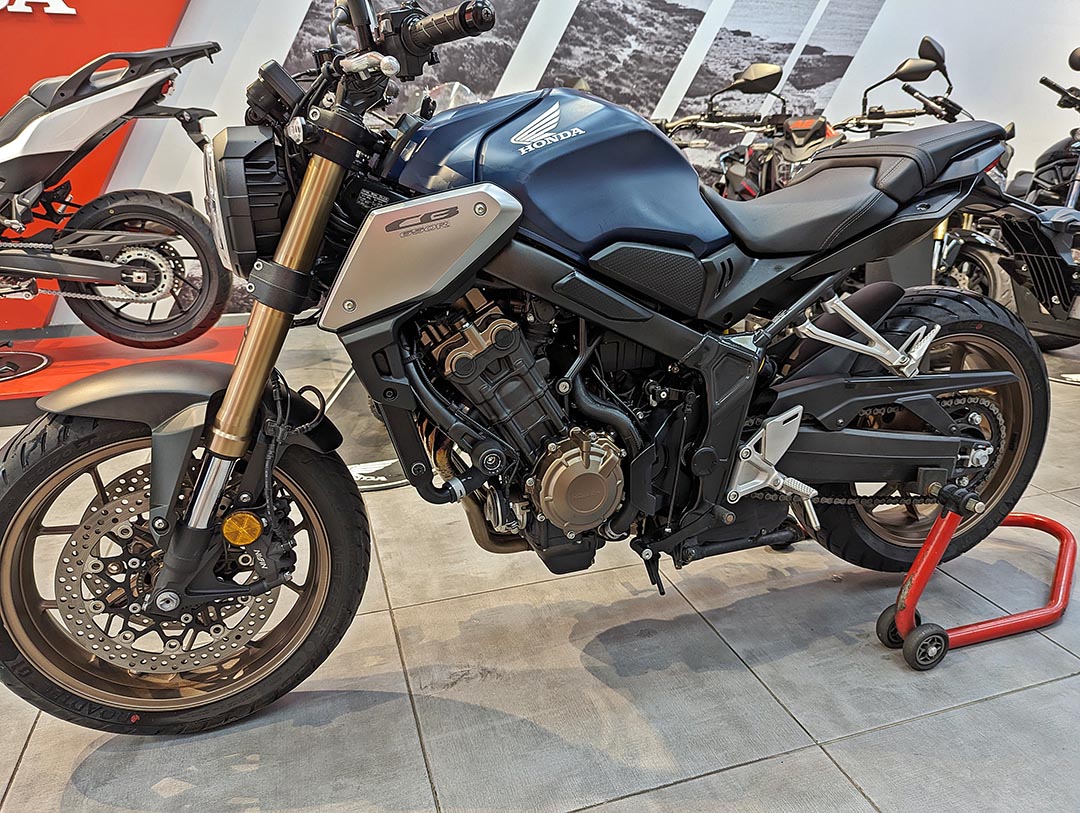 CB650R Ocasion Valencia con garantia Oficial Honda